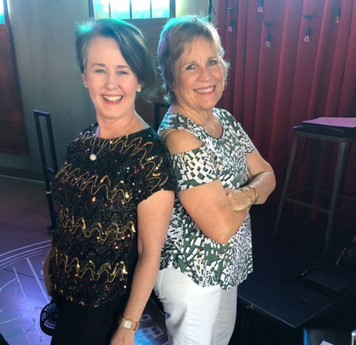 Lez Laugh! Comedian Mina Hartong Offers a Forum for Women Performers ...